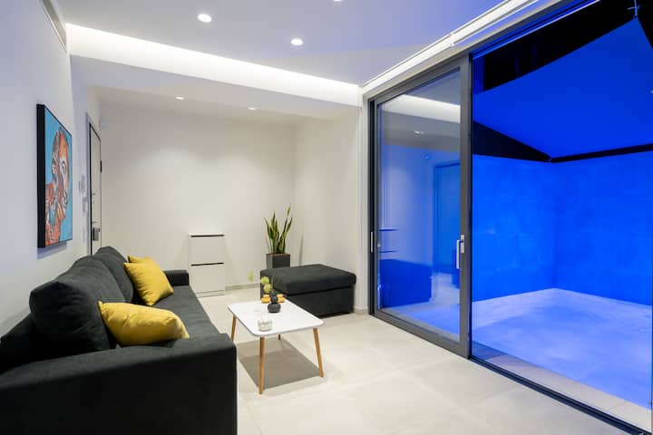 White Cliff Luxury Suites (Ii) By 360 P&h - Milos