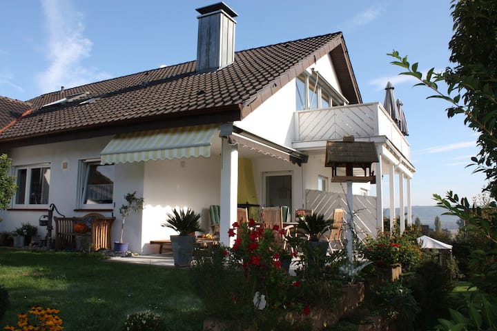 Wunderschöne Wohnung Mit Balkon - Stockach