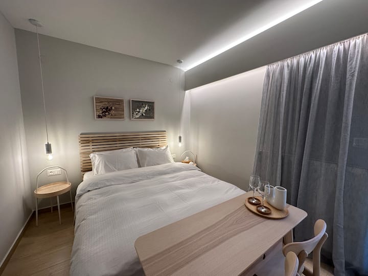 Cozy Studio 800m From The Sea & 2min Walk To Metro - Thessaloniki Airport Makedonia (SKG)