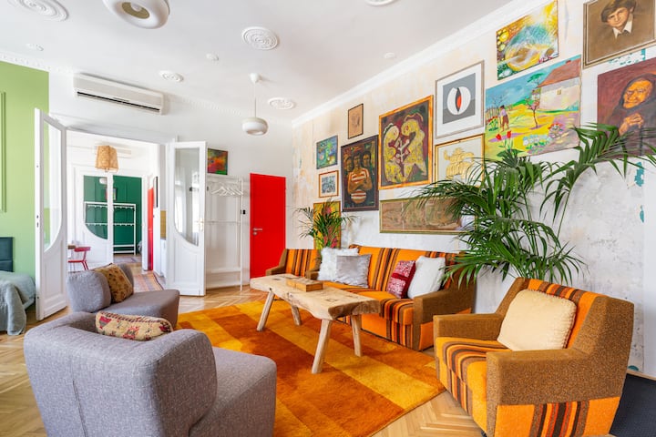 Huge & Stylish In The Center For Up To 20 People - Budapeste