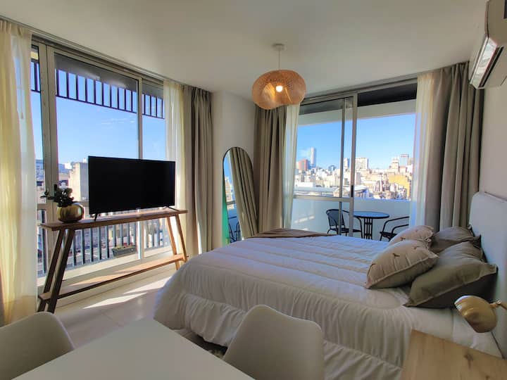 Moderno Departamento Con Excelente Vista - Arjantin