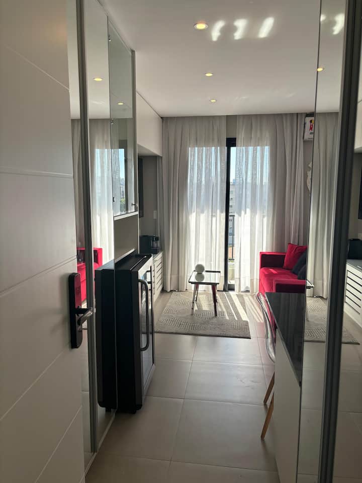 Apto Para  Pessoas Exigentes - Curitiba