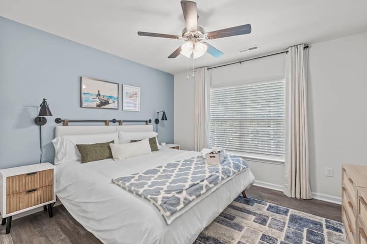 Cozy Japandi W/ Fire Pit & Office | Near Downtown! - Durham, NC