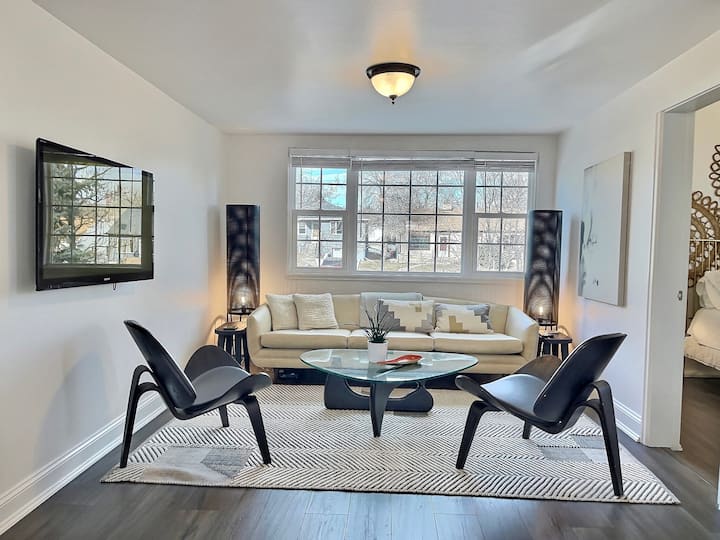 Airy Open & Unique 2bd Near Dwtn - Billings, MT