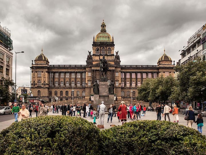 T2 It Is Very Nice In Prague Center - Prague