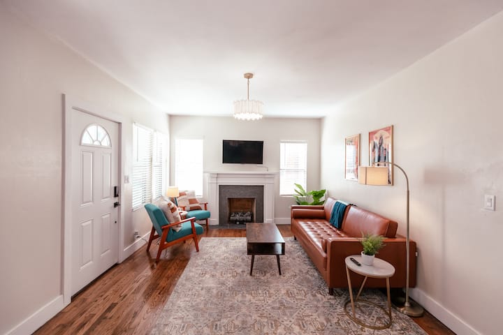 Bright And Airy Downstairs Condo - Oklahoma City, OK