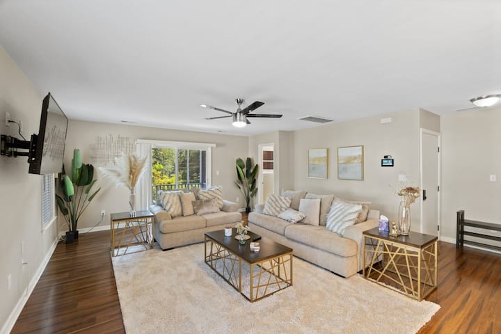 Cozy And Convenient 2br/2ba Near Downtown Norfolk - 노퍽