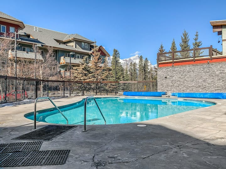 Vacation For Up To 6: Your Desired Canmore Escape! - Canmore