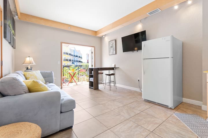 Unique Stay With European Charm - Palm Coast, FL