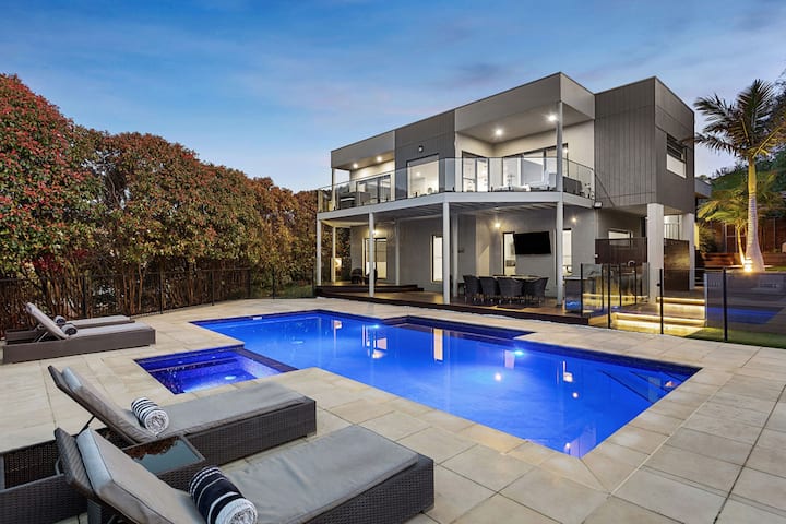 Luxury Retreat With Bay Views - Mornington