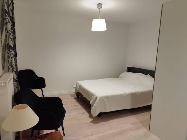 Neu Renoviert Zimmer Mit Frei Parkplatz - Munich