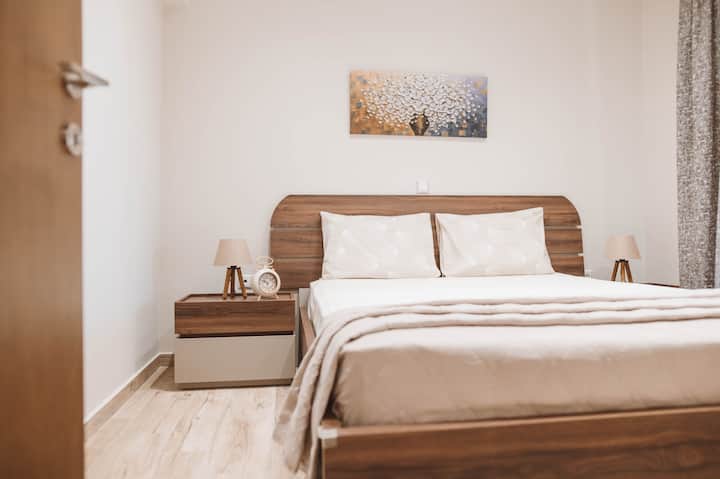 Niotis House - Elegance & Comfort In The City - Akyarlar