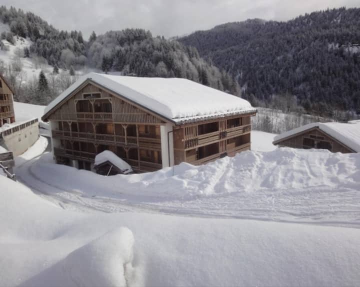 Appart Très Bien Placé - 8 Pers - 6 Lits/4chambres - Savoie