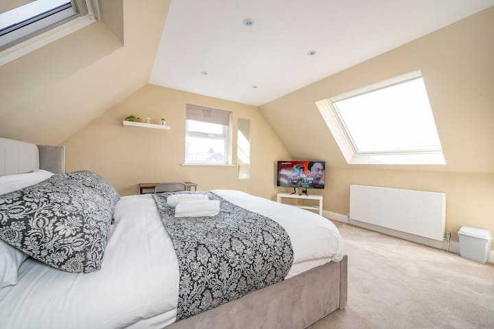 Cozy Double Room In West Yorkshire - 웨이크필드