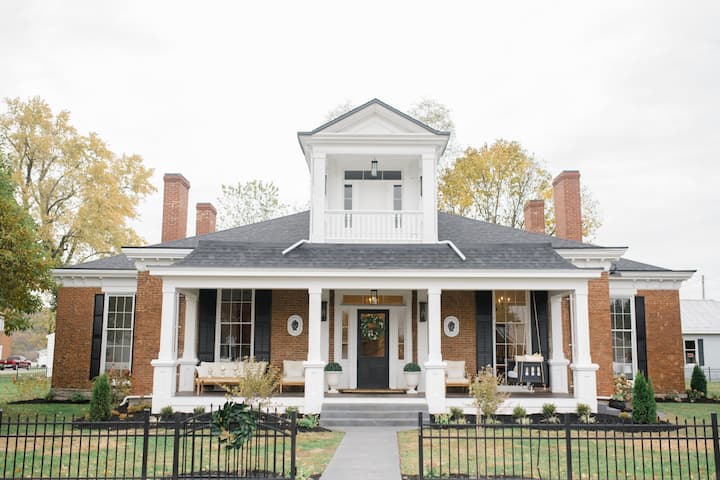 Presley House • 5br Historic River Town Getaway - Ghent, KY
