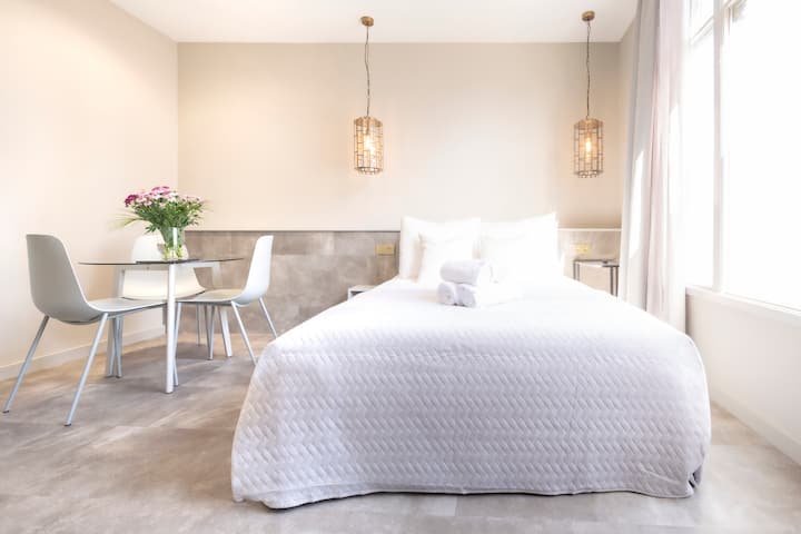 New City Design Apartment Rotterdam 7min Schiedam -