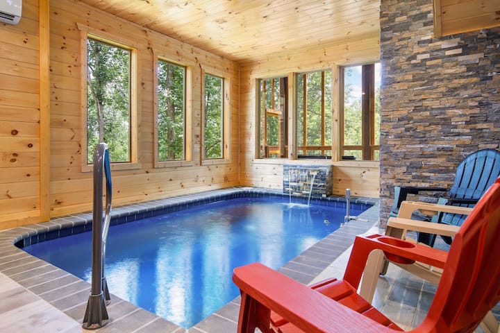 New~indoor Pool Cabin+hot Tub+arcade+sauna+theater - Pigeon Forge, TN
