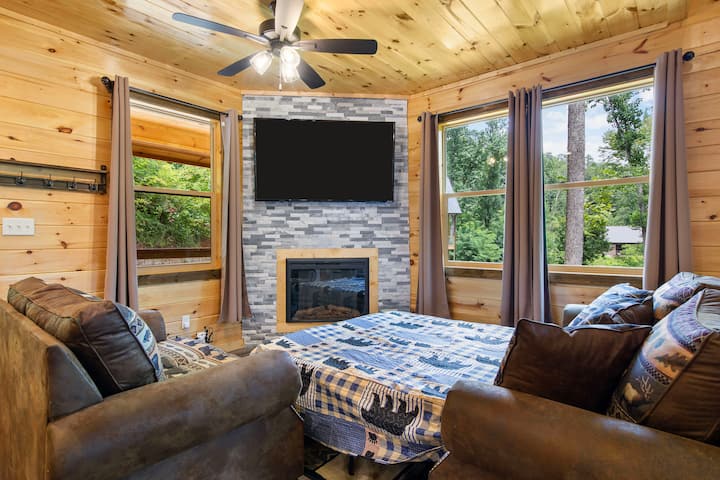 New~indoor Pool Cabin+hot Tub+arcade+sauna+theater - Pigeon Forge, TN