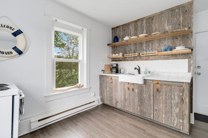 Seashell Suite - Heart Of Lunenburg - Lunenburg