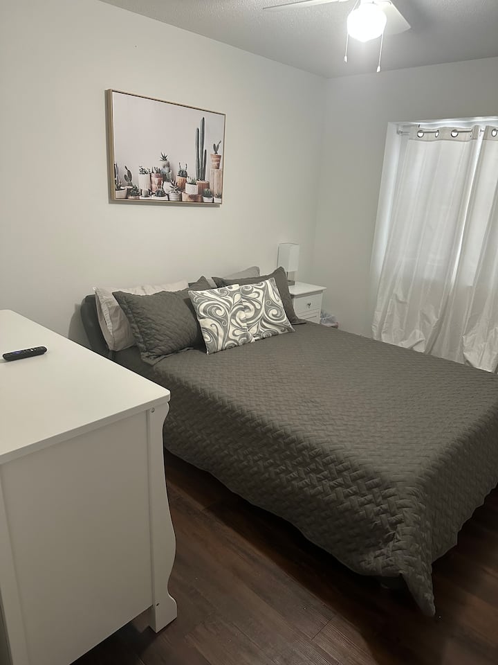 Cozy 2b/1b Apt. Full Equip. - Greensboro, NC