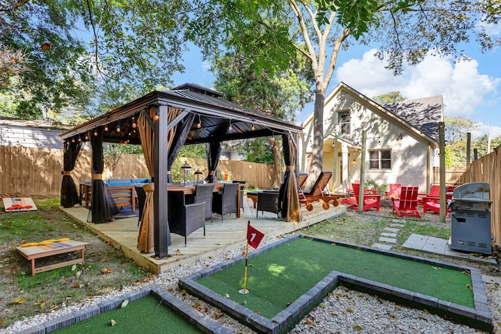 Retro Memphis Game House! Mini Golf, Fire Pit! - Memphis, TN