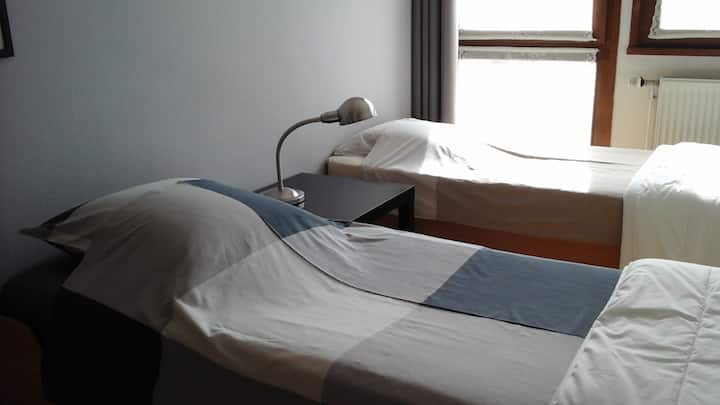 Chambre 2 Dans Maison Chaleureuse - Estrasburgo