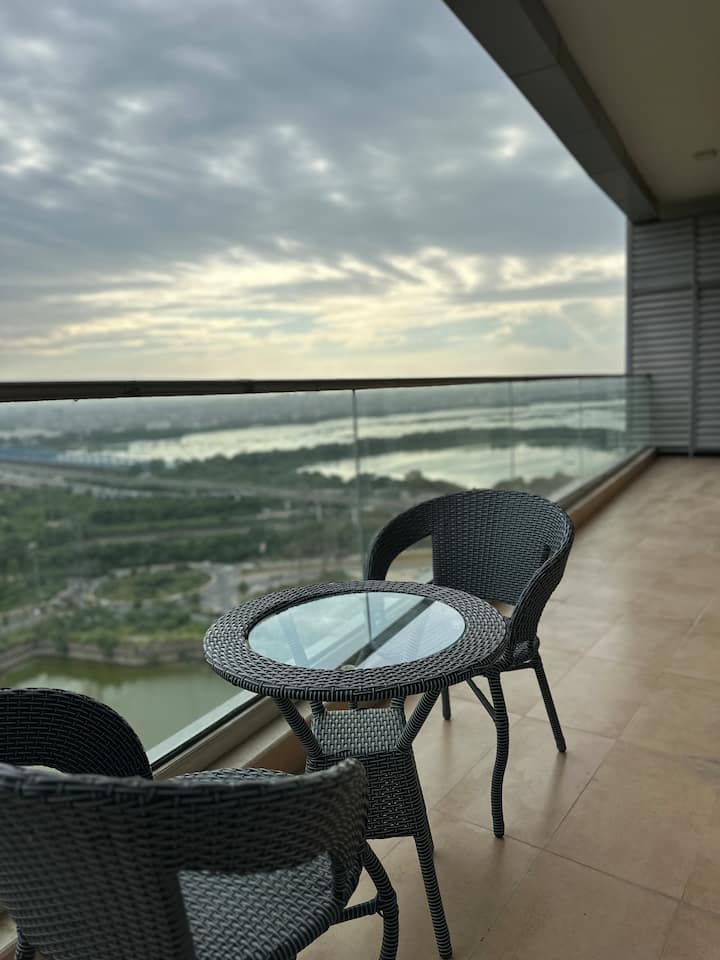 Modern Stunning River View Three Bedroom Apartment - Noida
