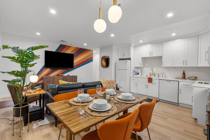 Stylish Guesthouse, N Hills, Private Parking/patio - San Fernando, CA