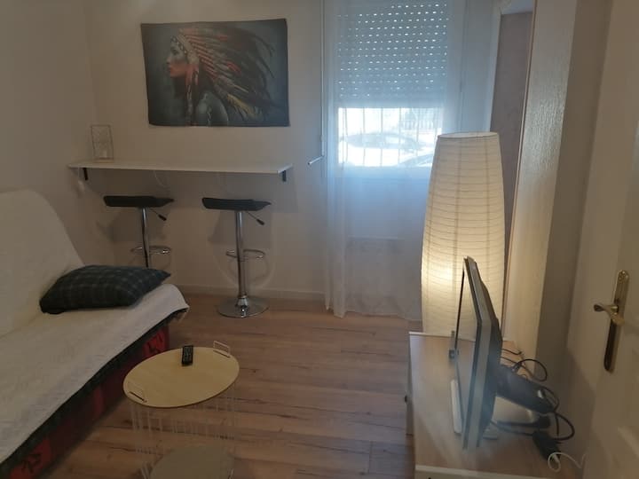 Petit Studio Dans Un Lotissement Sécurisé - Cassis