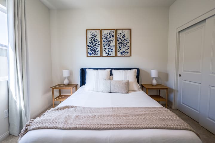 Private Spacious 1br Interns/nurses/professionals - Bakersfield, CA