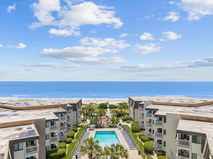 Sun, Sand & Serenity – Oceanview Beachfront Escape - Myrtle Beach, SC