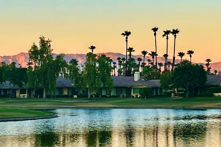 Desert Dream On The Green…great Sunset Lake Views! - Palm Desert, CA