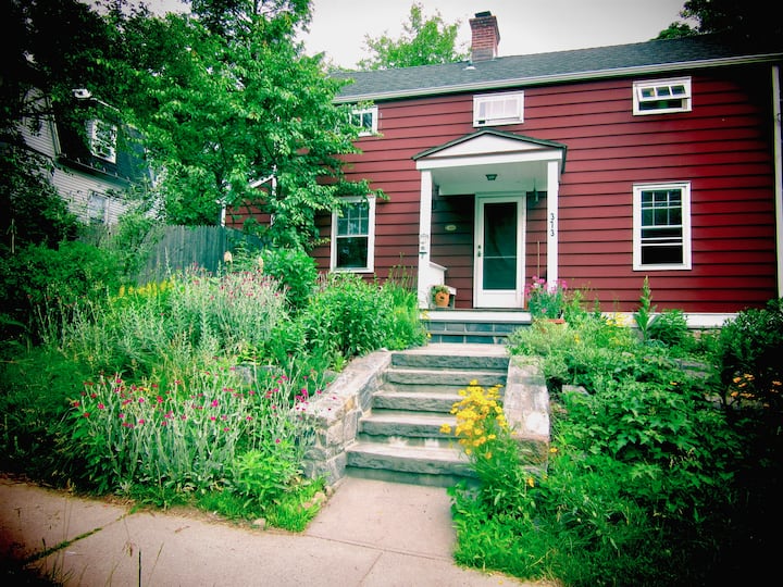 The Little Red House - Nyack, NY