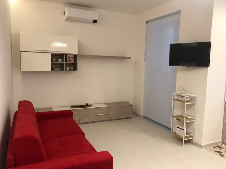 Casa Vacanze Il Divano Rosso (Comodo Per Concorsi) - Foligno