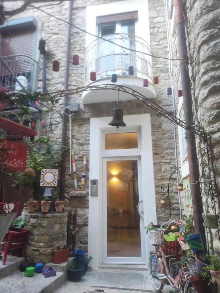 "La Casa Sotto Il Castello" - Trabia