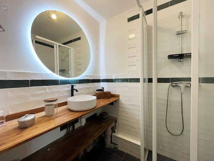 Lovely Flat With Water View With Parking Station - ibis Paris Pantin Eglise