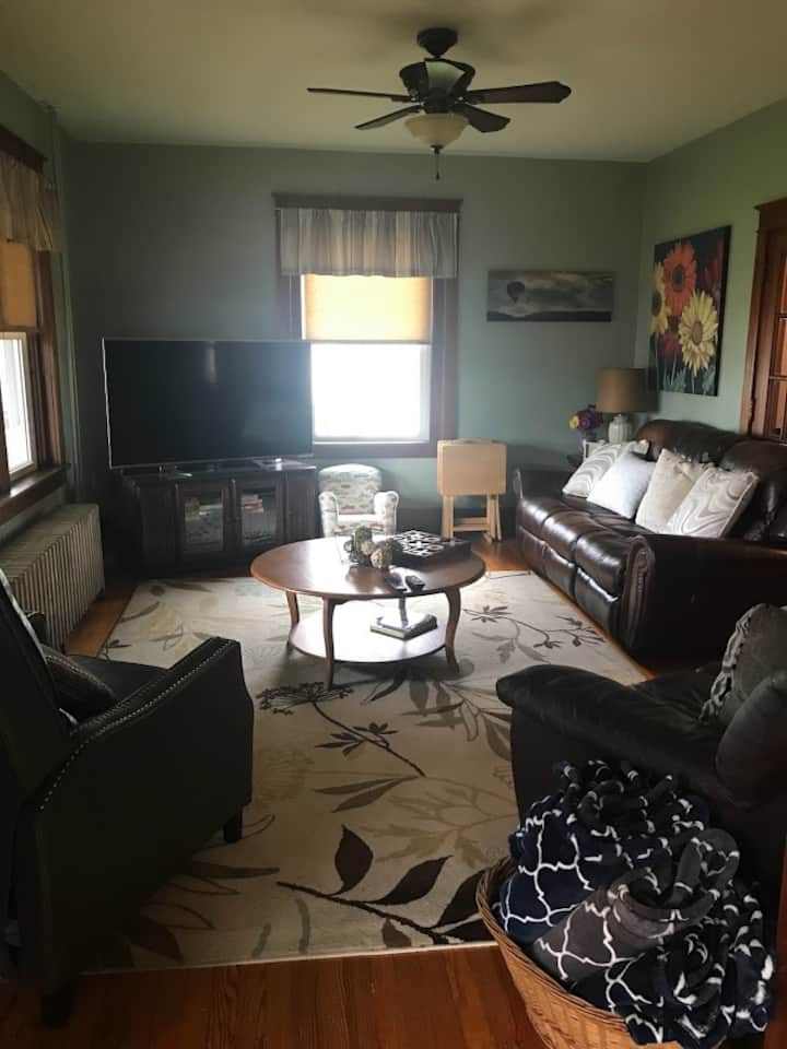 Cozy Family Home Near Hershey - Hershey, PA
