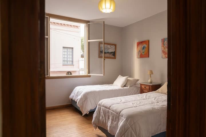 ¡Bello Departamento Entero En Sal Telmo! - Buenos Aires