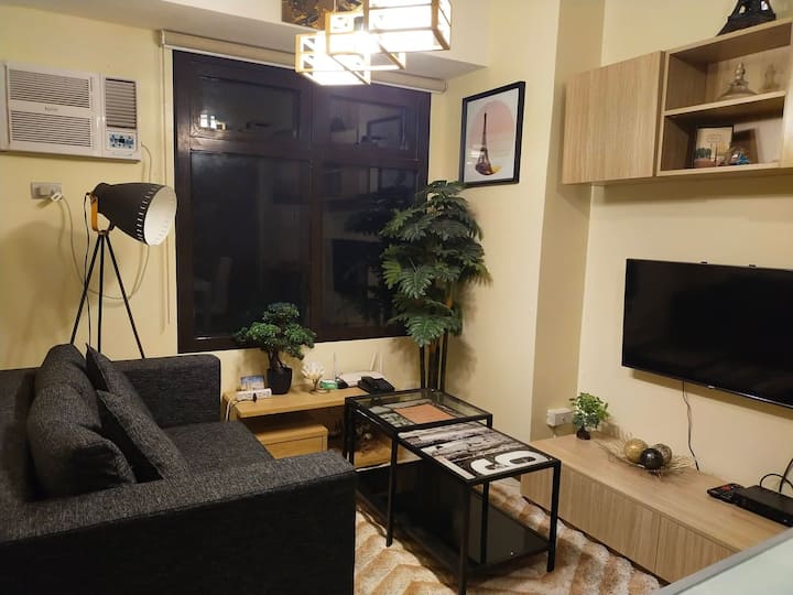 1br Condo In Cebu City Center - Cebu