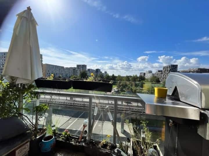 Balcony - By Metro, Bella Center &  Royal Arena - Copenhagen Airport (CPH)