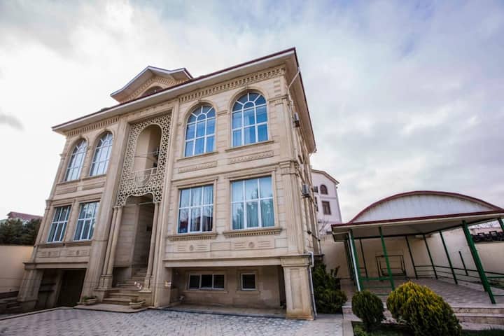 Near Nizami Str. With Pool - Baku