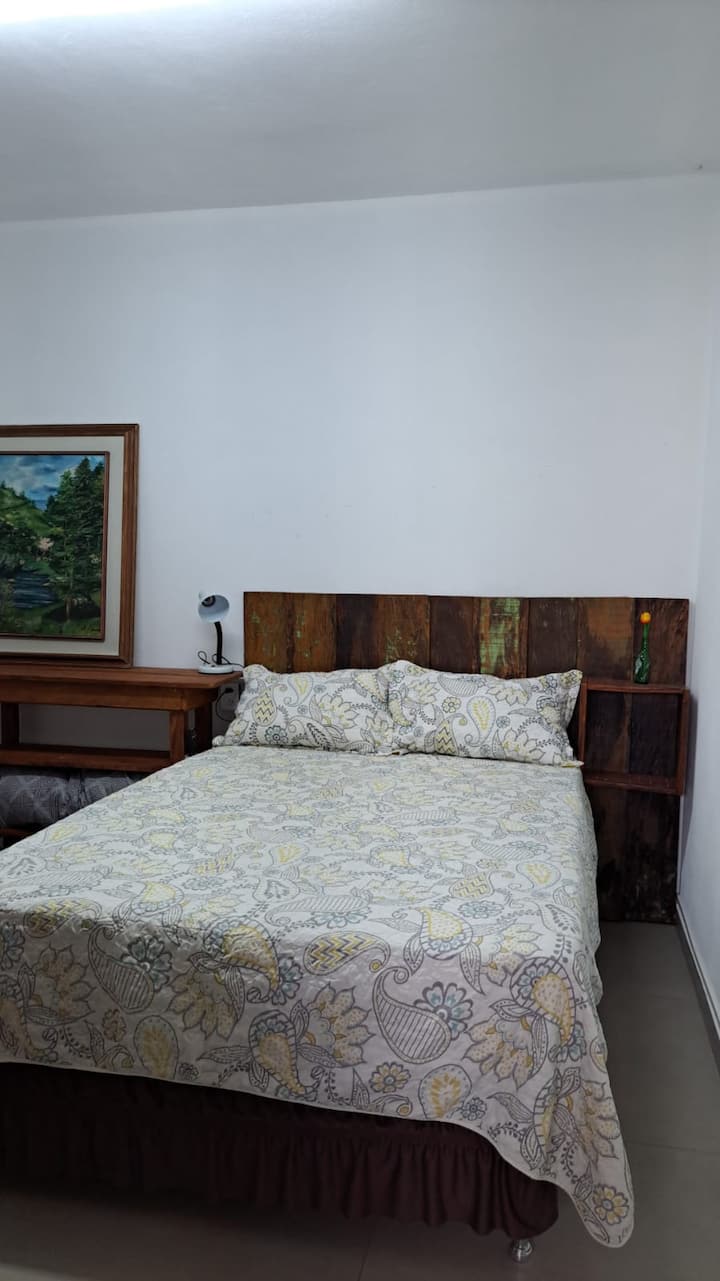 Casa Quarto - Londrina