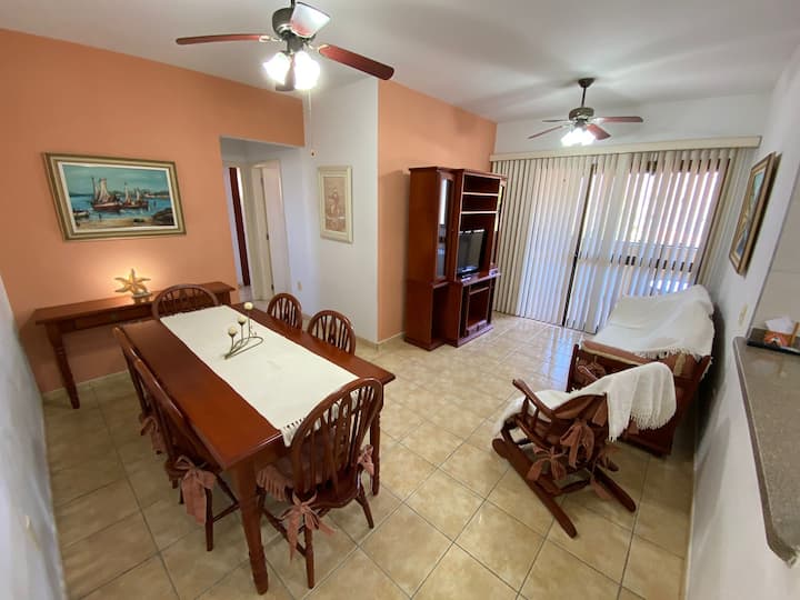 Apto Em Ubatuba à 650m Da Praia. - Ubatuba