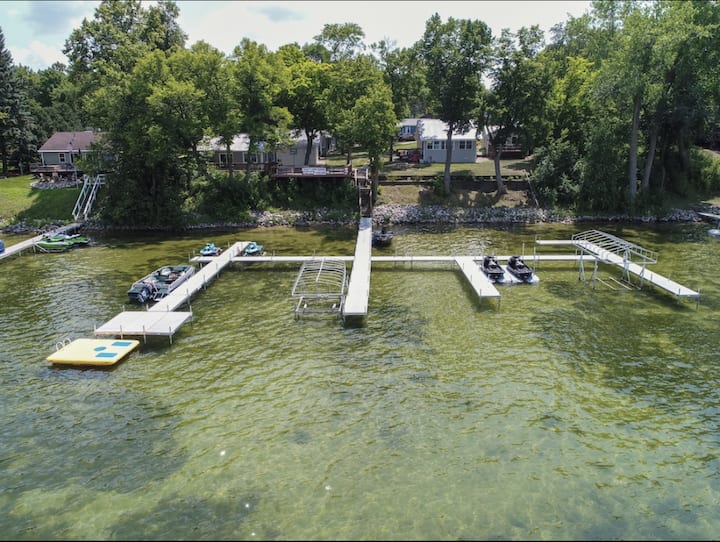 "The Loon" At Darling Shores - Lake Carlos, Alexandria