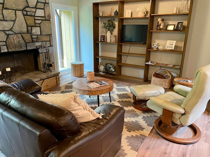 Hiker's Heaven & Sapphire Valley Resort Amenities - Cashiers, NC