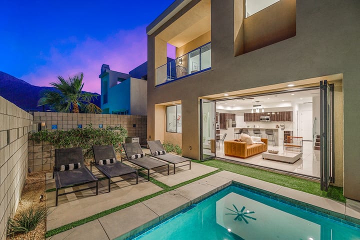House Of Modern- Walk To Town, Private Pool & Spa! - パーム・スプリングス, CA