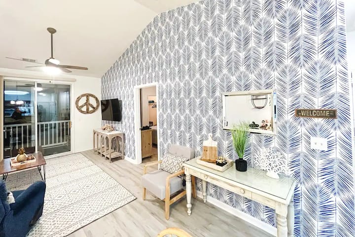 Blue Haven-beachcondopoolhottub - Myrtle Beach, SC