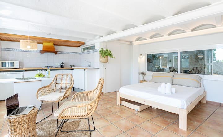 Milenial Immo | Estudio Far Cala Nans Cadaqués - Cadaqués