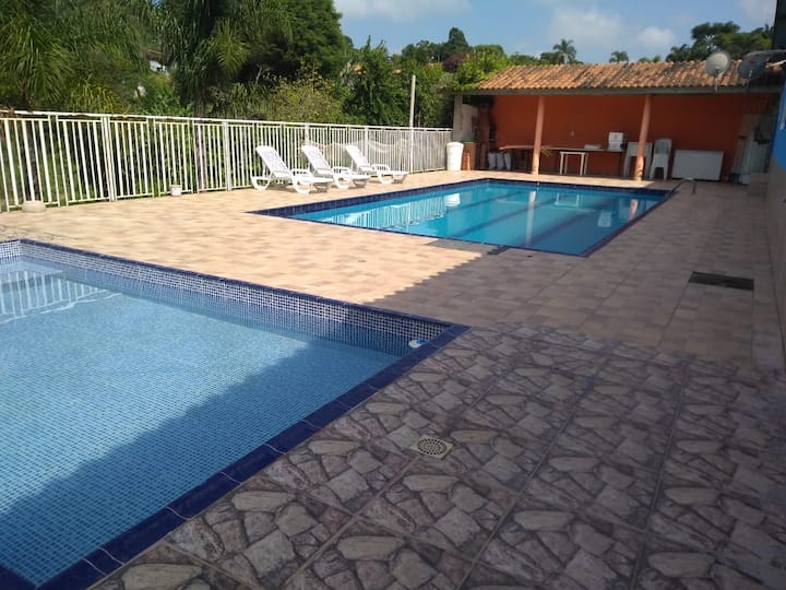 Chácara Para Finais De Semana . - Ibiúna