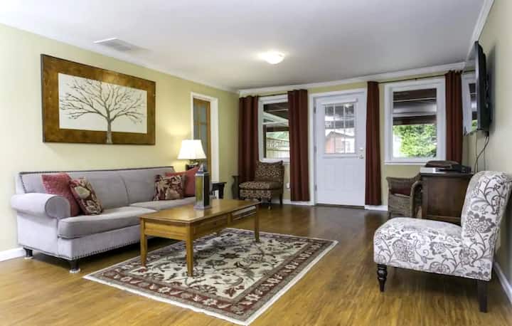 Near Fairhaven, Galbraith Trails, Lake, And Golf - Bellingham, WA